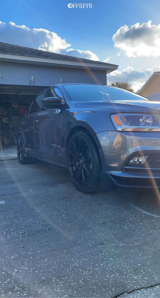 2016 Volkswagen Jetta with 18x8 45 Konig Runlite and 225/40R18 Ironman ...