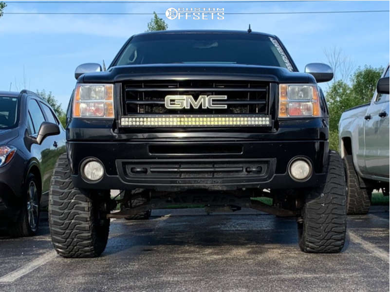 2013 GMC Sierra 1500 with 22x12 -51 Vision Rocker and 35/12.5R22 ...