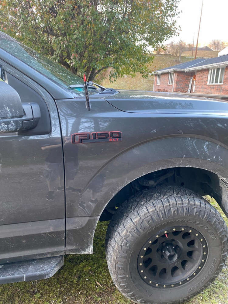 2016 Ford F-150 with 17x7.5 -6 Method Nv and 33/12.5R17 Nitto Ridge ...