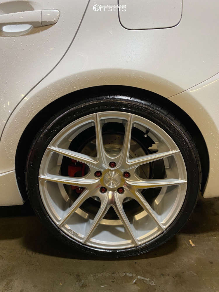 2015 Lexus IS350 with 19x8.5 35 Niche Targa and 245/35R19 Nitto Motivo ...