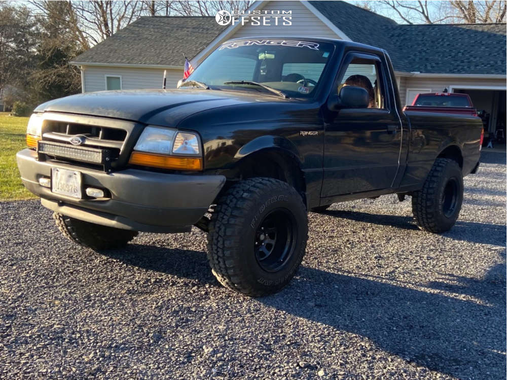 1999 Ford Ranger with 15x10 -44 Pro Comp 51 and 31/10.5R15 Federal ...