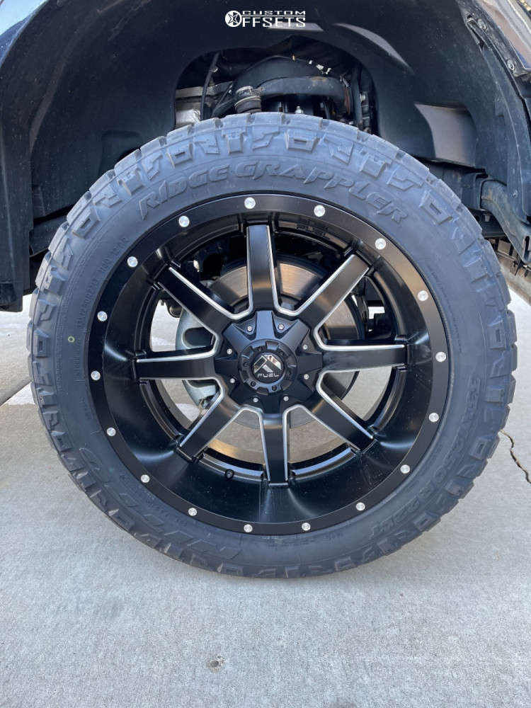 2018 Ford Explorer Sport with 22x10 -25 Fuel Maverick and 33/12.5R22 ...