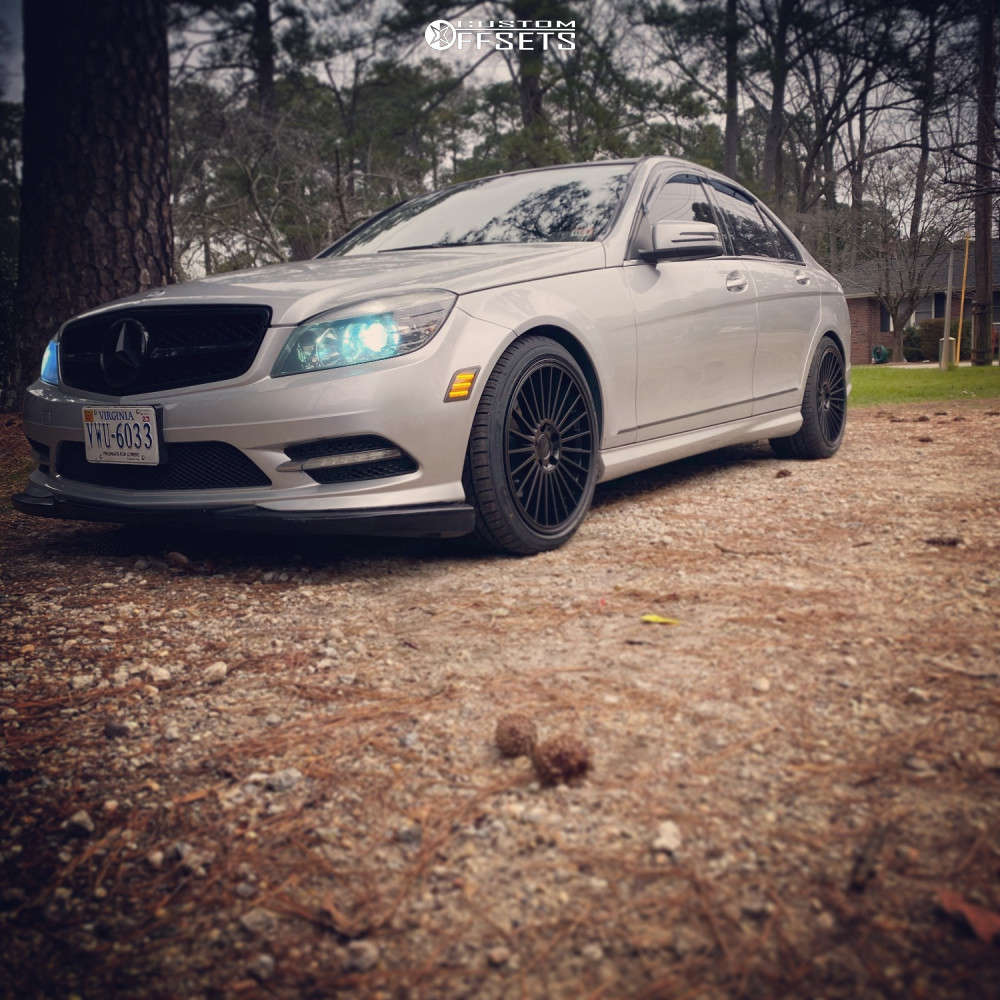 2011 Mercedes-Benz C300 with 18x8.5 42 Mandrus 23 and 225/40R18 Lexani ...