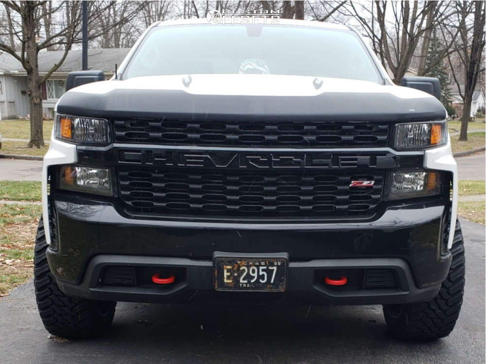 2019 Chevrolet Silverado 1500 with 22x10 -19 Vision Razor and 33/12 ...