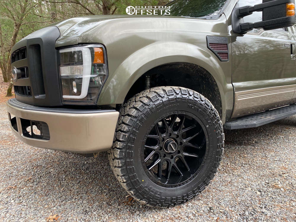 2000 Ford Excursion with 20x10 -24 Motiv Offroad Magnus and 35/12.5R20 ...