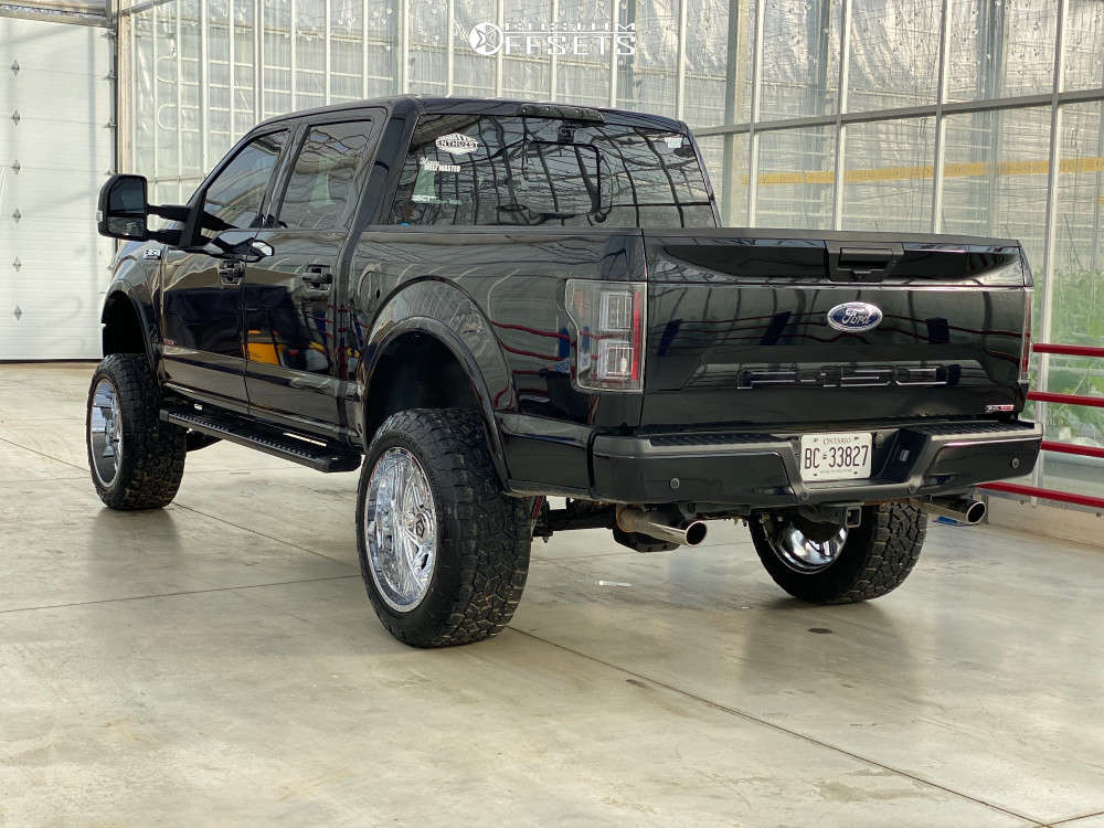 2019 Ford F-150 with 22x12 -44 TIS 544C and 35/12.5R22 Toyo Tires Open ...