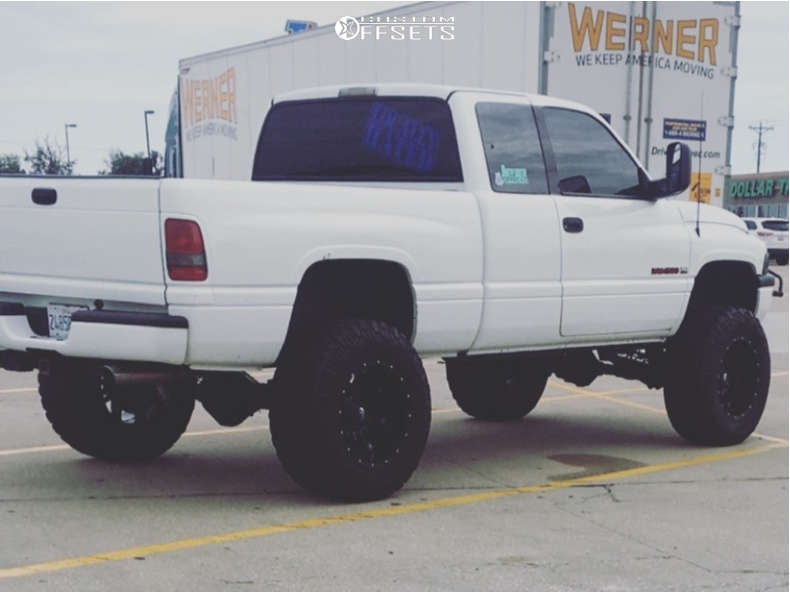 1996 Dodge Ram 1500 with 24x14 -76 Moto Metal Mo970 and 37/13.5R24 ...