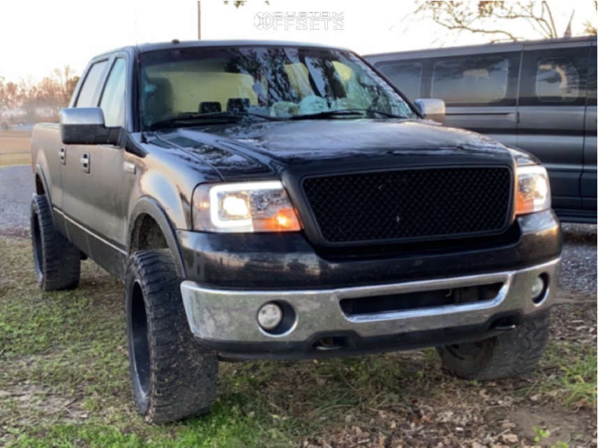 2008 Ford F-150 with 22x10 -19 Fuel Triton and 35/12.5R22 AMP Mud ...