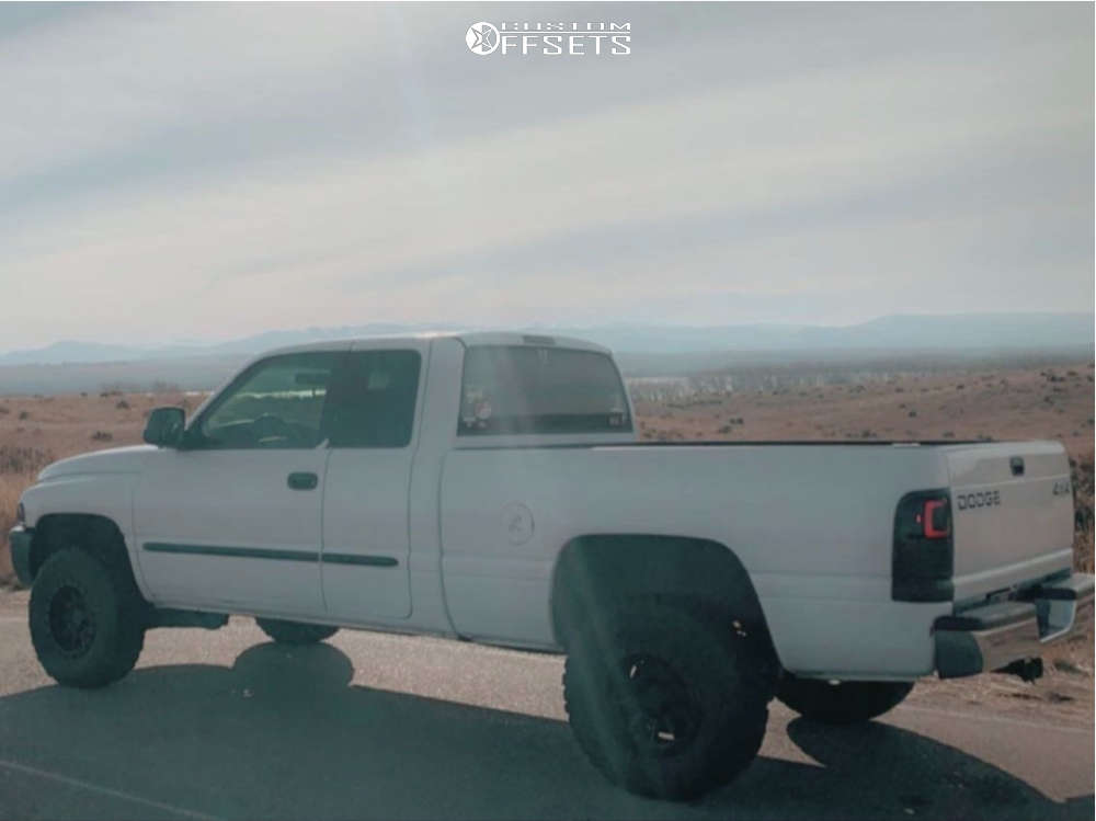 2001 Dodge Ram 1500 with 16x10 -25 American Racing Ar202 and 275/65R16 ...