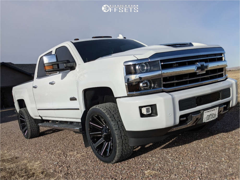 2019 Chevrolet Silverado 3500 HD with 22x10 -18 Fuel Contra and 305 ...