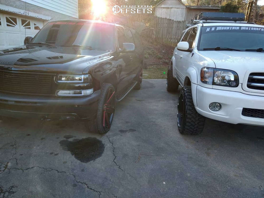 2004 Toyota Sequoia with 22x12 -44 V-Rock Ambush X and 33/12.5R22 ...