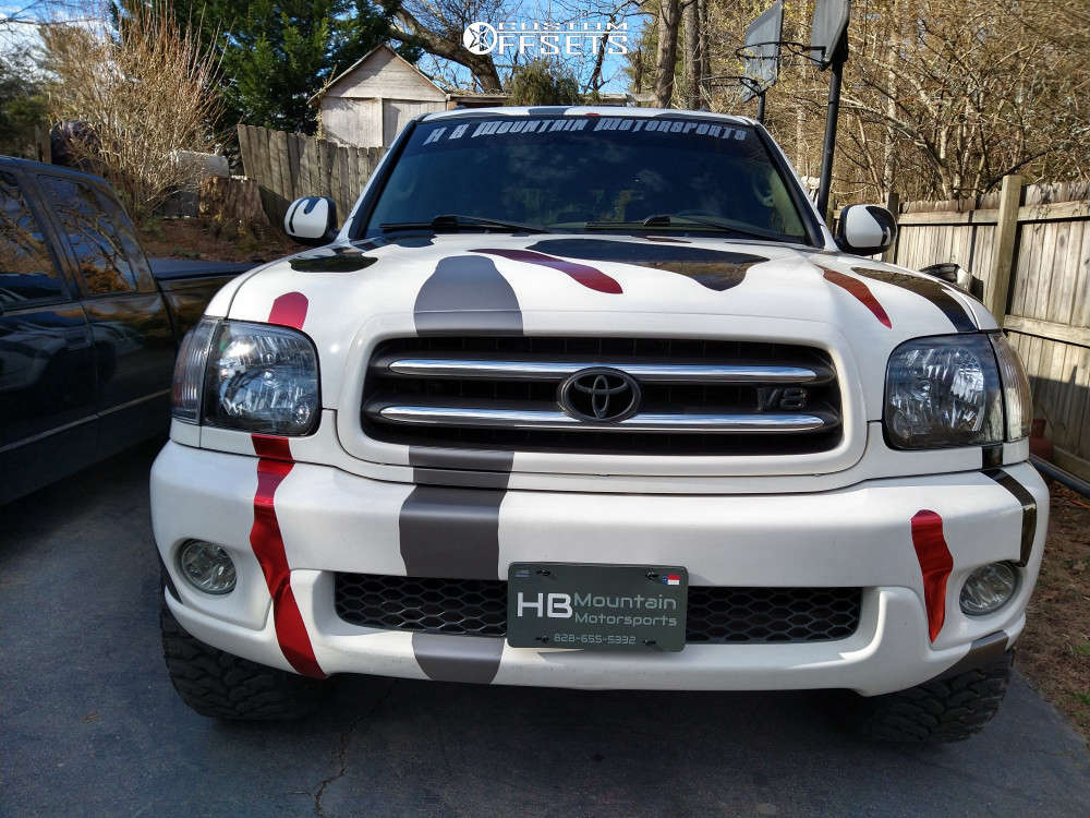 2004 Toyota Sequoia with 22x12 -44 V-Rock Ambush X and 33/12.5R22 ...