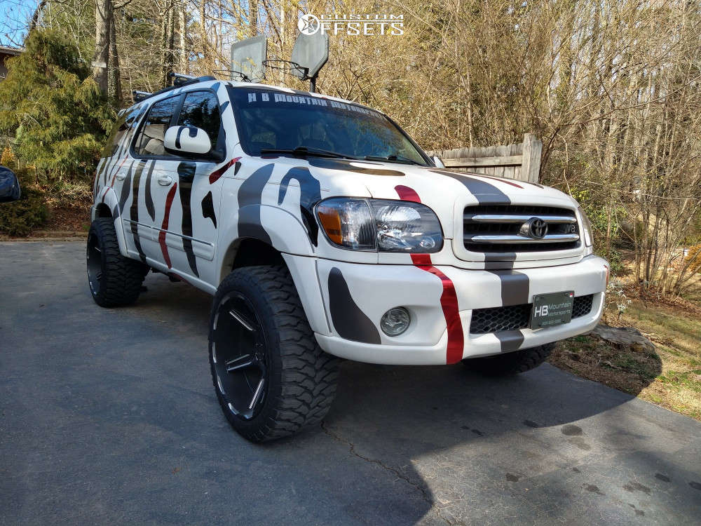 2004 Toyota Sequoia with 22x12 -44 V-Rock Ambush X and 33/12.5R22 ...