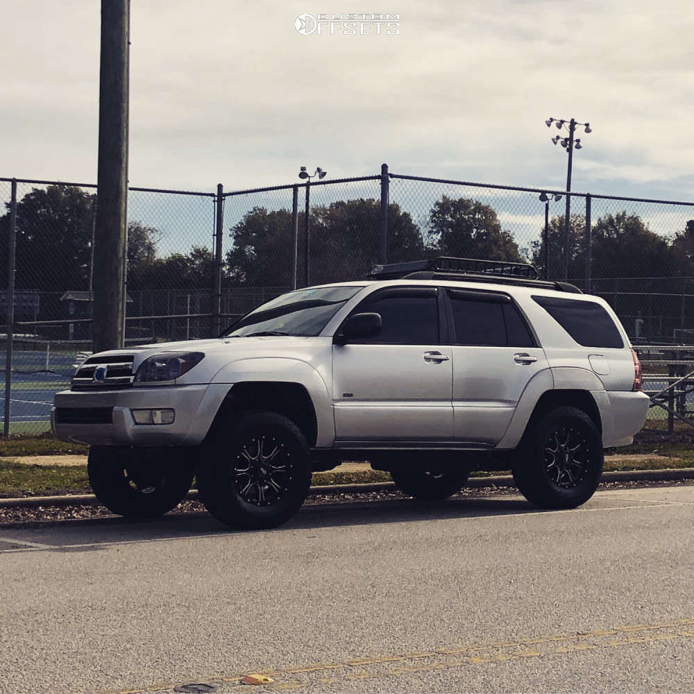 2005 Toyota 4Runner with 17x8 0 Moto Metal Mo970 and 33/12.5R17 Nexen ...