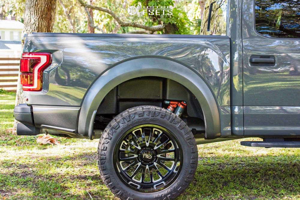 2020 Ford Raptor with 22x12 -51 Cali Offroad Summit and 305/50R22 Nitto ...