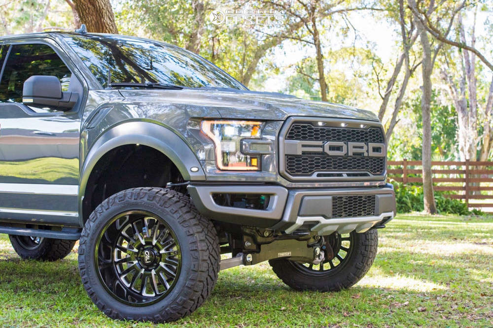 2020 Ford Raptor with 22x12 -51 Cali Offroad Summit and 305/50R22 Nitto ...