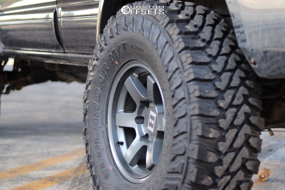 1998 Toyota 4Runner with 16x8 -10 Level 8 Mk6 and 35/12.5R16 Yokohama ...