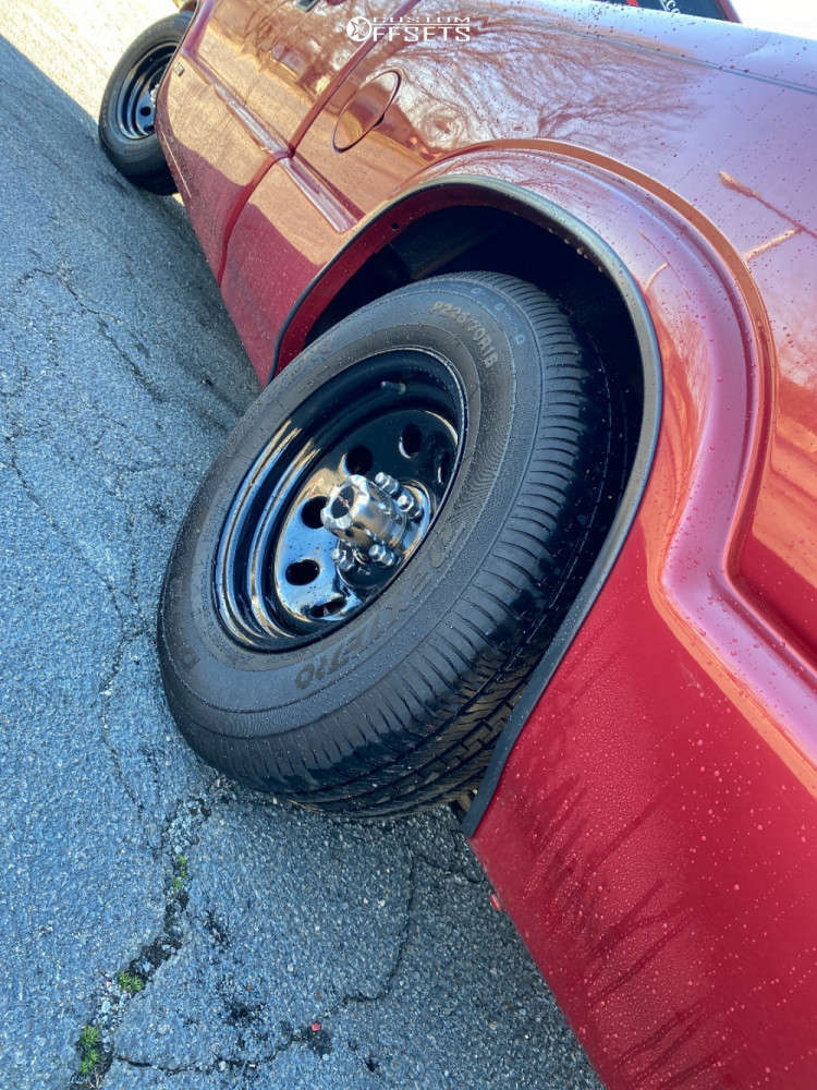 1999 Chevrolet S10 with 15x7 -6 Vision Soft 8 and 33/12.5R15 Achilles ...