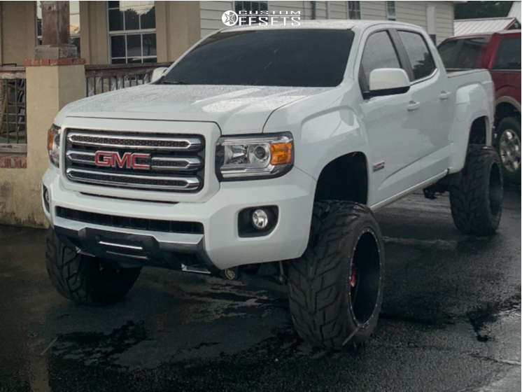 2017 GMC Canyon with 20x12 -44 XD Xd842 and 33/12.5R20 Federal Couragia ...