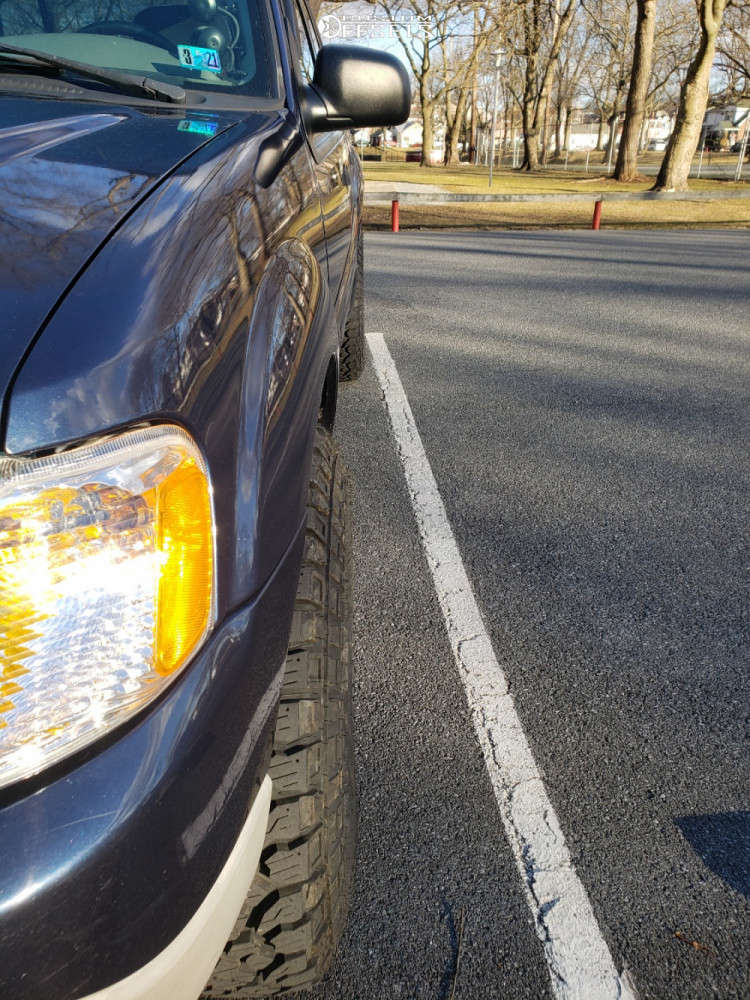 2004 Ford Explorer Sport Trac with 17x8.5 0 Vision Valor and 35/10.5R17 ...