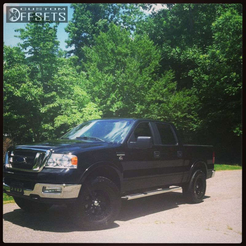 2005 Ford F-150 with 18x10 0 Helo He904 and 295/70R18 Nitto Terra ...