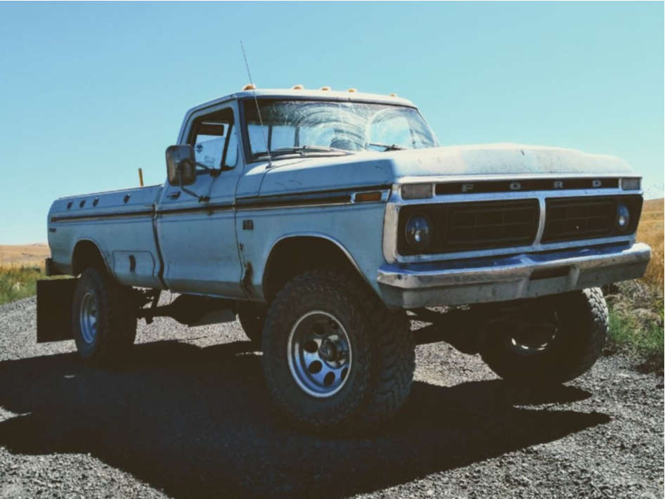 1976 Ford F-150 with 16x10 -38 Pro Comp Series 69 and 35/12.5R16 Toyo ...
