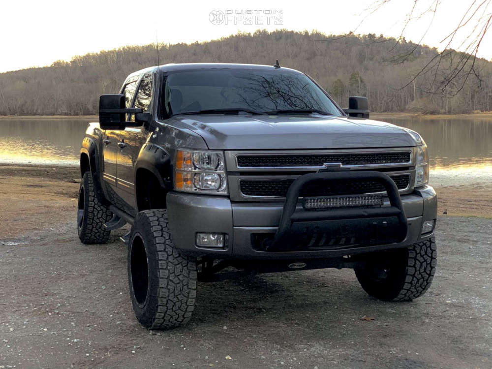 2013 Chevrolet Silverado 1500 with 20x12 -44 TIS 544BM and 35/12.5R20 ...