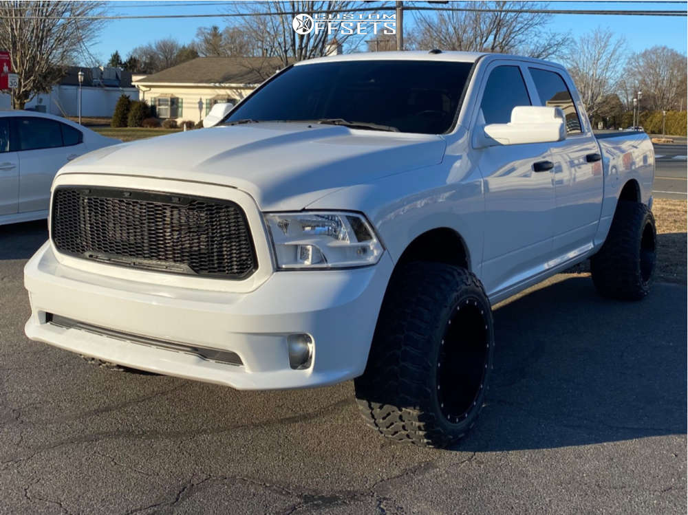 2016 Ram 1500 with 20x14 -76 Fuel Maverick and 33/14.5R20 Fury Offroad ...