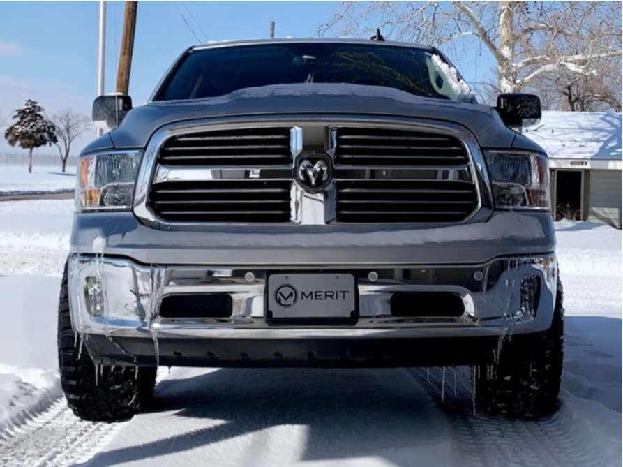 2018 Ram 1500 with 17x8 -12 Vision D Window and 35/12.5R17 Federal ...