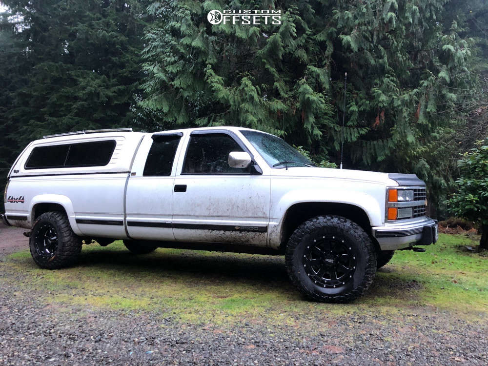 1993 Chevrolet K2500 with 17x10 -24 Moto Metal 962 and 33/12.5R17 RBP ...