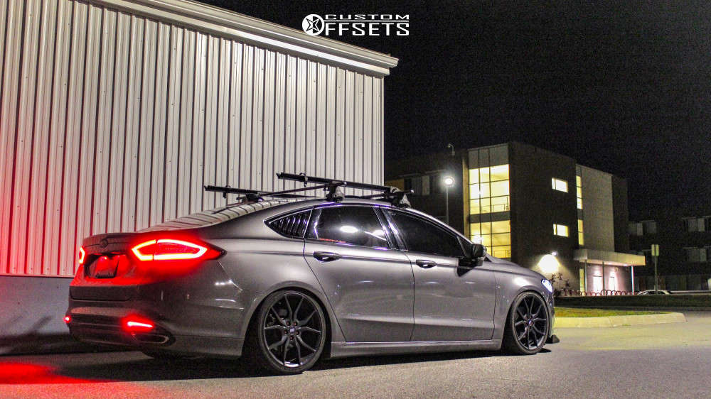 2014 Ford Fusion with 19x8.5 44 OEM Wheels Focus Rs Oem and 235/35R19 ...