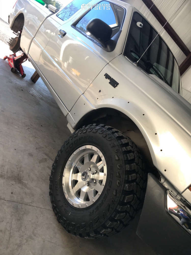 2002 Ford Ranger with 16x8 0 Method The Standard and 31/10.5R16 Cooper ...