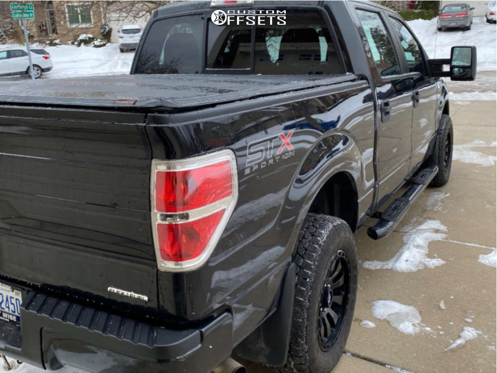 2014 Ford F-150 with 18x9 -12 Fuel Tactic and 32/11.5R18 Toyo Tires ...