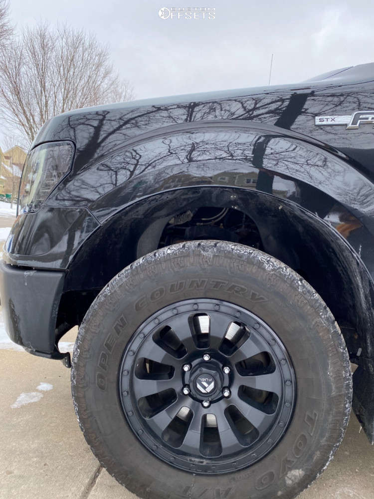 2014 Ford F-150 with 18x9 -12 Fuel Tactic and 32/11.5R18 Toyo Tires ...