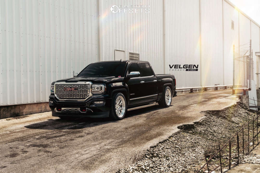 2020 GMC Sierra 1500 with 22x10 30 Velgen SL-7 and 295/45R22 ...