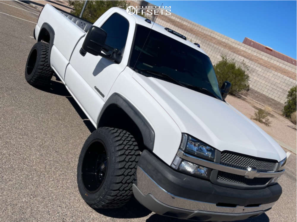 2004 Chevrolet Silverado 2500 HD with 20x12 -44 Hardrock Crusher and 33 ...