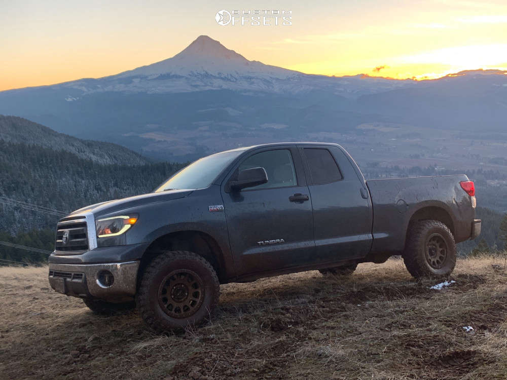2010 Toyota Tundra with 17x8.5 0 Method Nv and 33/12.5R17 Cooper ...