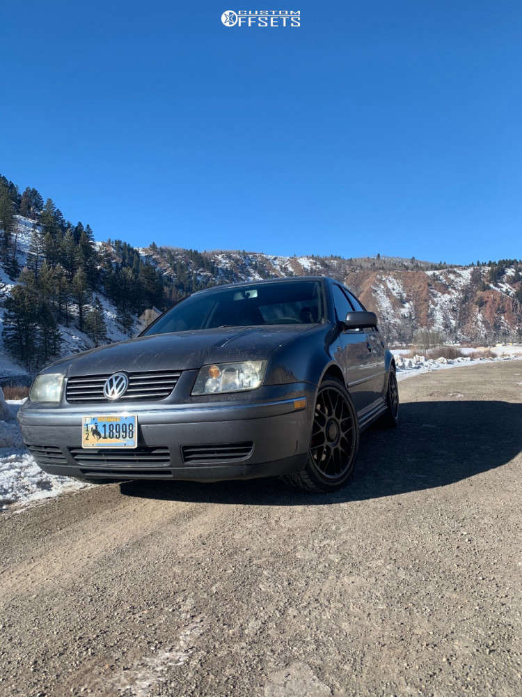 2005 Volkswagen Jetta with 18x7.5 38 BBS Rc336 and 225/45R18 Thunderer ...