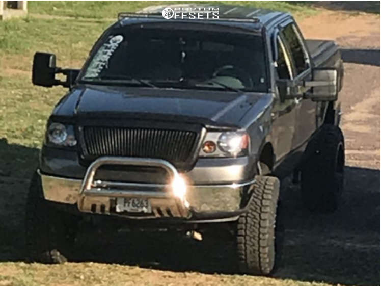 2006 Ford F-150 with 20x12 -44 Fuel Cleaver D573 and 35/12.5R20 Dick ...