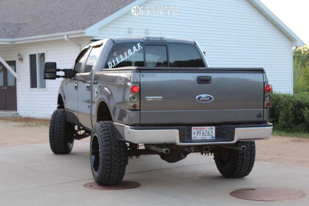 2006 Ford F-150 with 20x12 -44 Fuel Cleaver D573 and 35/12.5R20 Dick ...