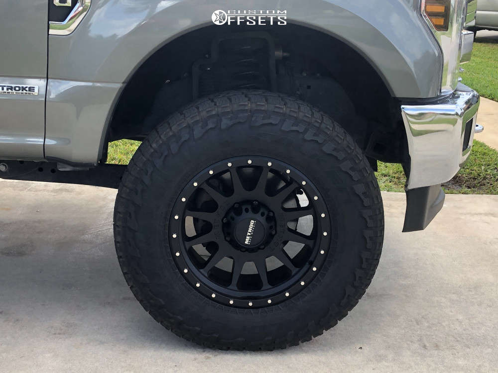 2019 Ford F-250 Super Duty with 20x9 -14 Method Mr605 and 37/12.5R20 ...