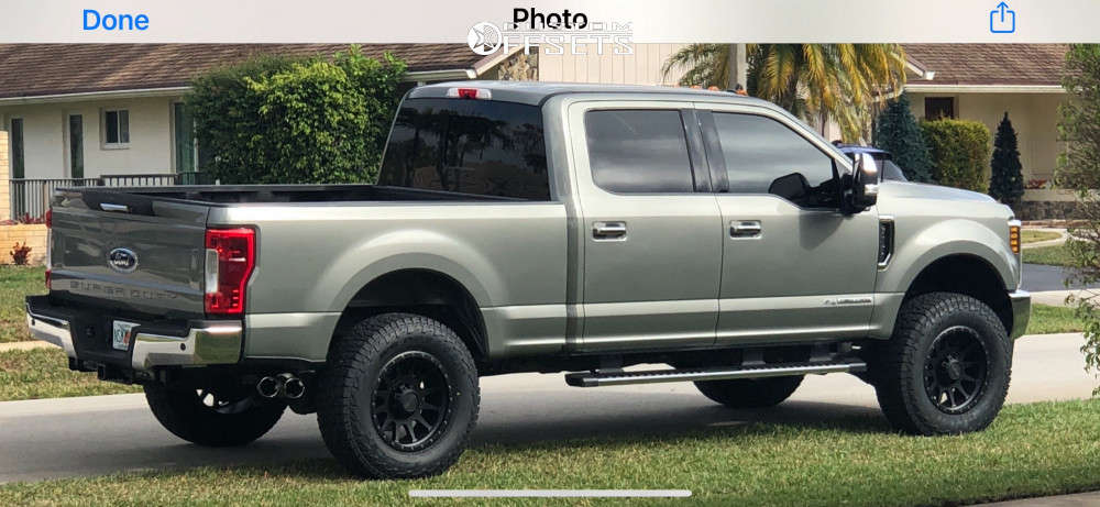 2019 Ford F-250 Super Duty with 20x9 -14 Method Mr605 and 37/12.5R20 ...