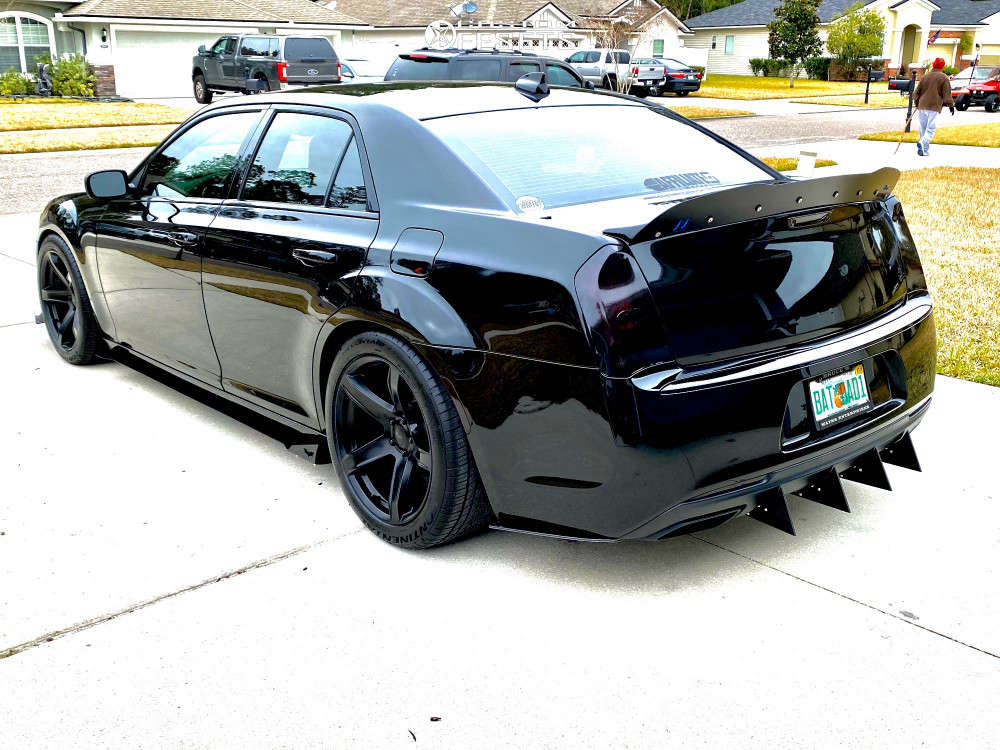 Chrysler 300 Hellcat Wheels