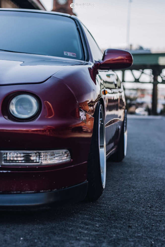 1997 Acura Integra with 16x8 0 Whistler Sk1 and 195/45R16 Achilles Atr ...