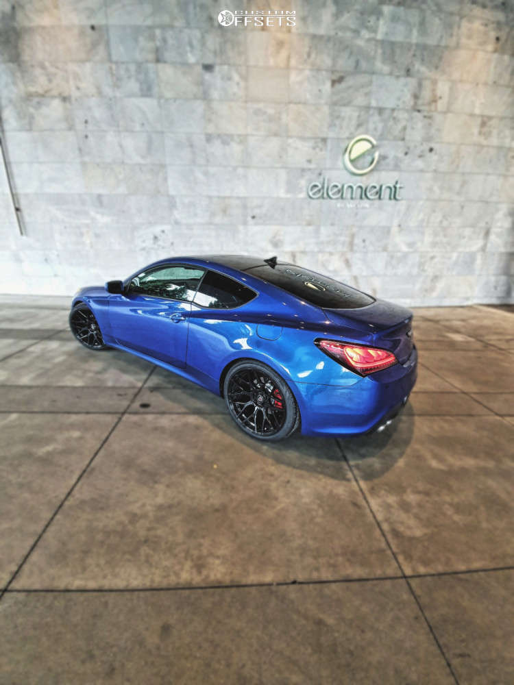 2010 Hyundai Genesis Coupe with 20x9 32 Marquee Luxury M6981 and 245 ...