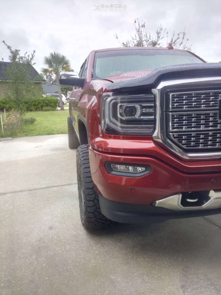 2018 GMC Sierra 1500 with 20x10 -25 Grid GD06 and 305/50R20 Nitto Ridge ...