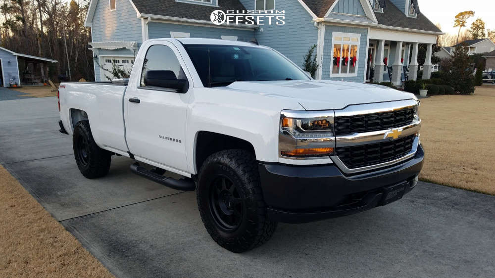2016 Chevrolet Silverado 1500 with 18x9 18 Method Mr701 and 285/75R18 ...