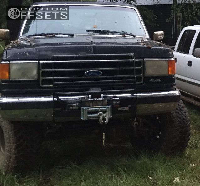 1990 Ford Bronco with 15x10 -44 Pro Comp Series 51 and 38/14.5R15 Toyo ...