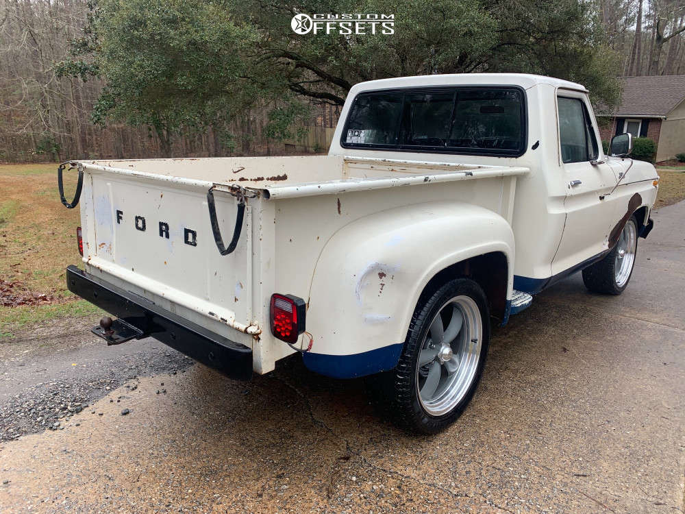 1979 Ford F-100 with 22x9 15 American Racing Vintage Classic Torq ...