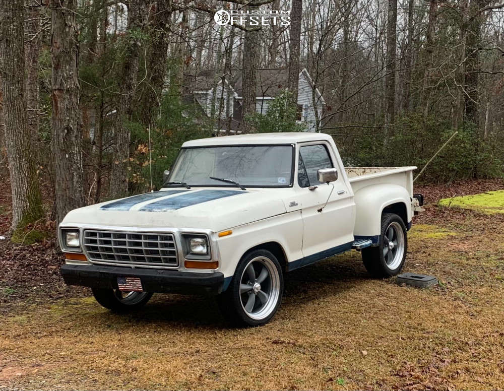 1979 Ford F-100 with 22x9 15 American Racing Vintage Classic Torq ...